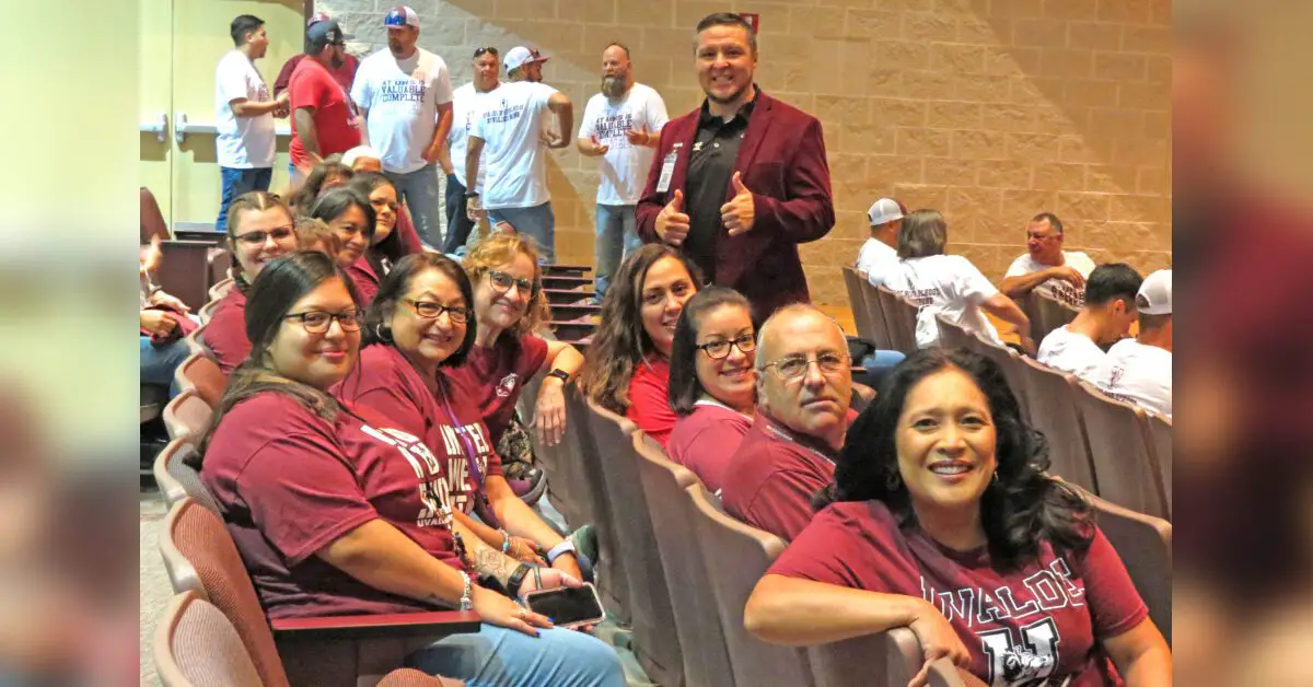 UCISD rally encourages unity - Uvalde Leader News