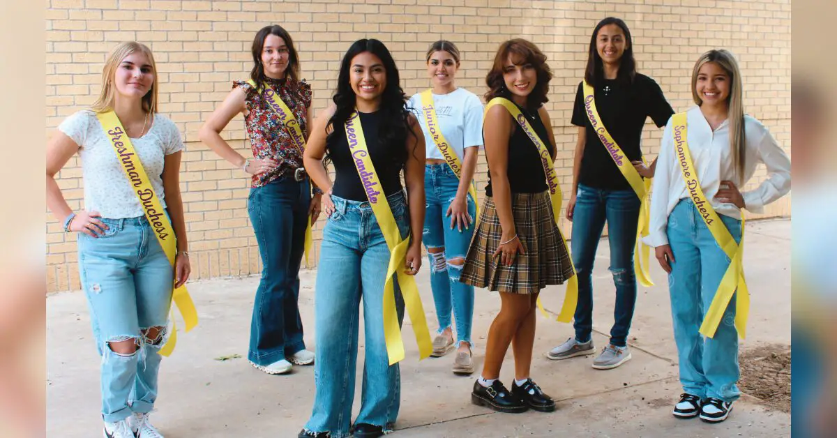 Gonzales breaks 40-year-old football record - Uvalde Leader News