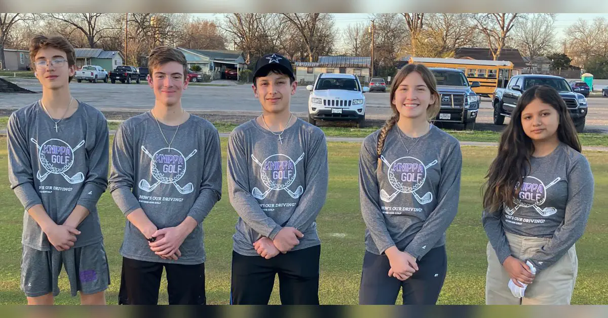 Knippa golfers hold first practice of season - Uvalde Leader News