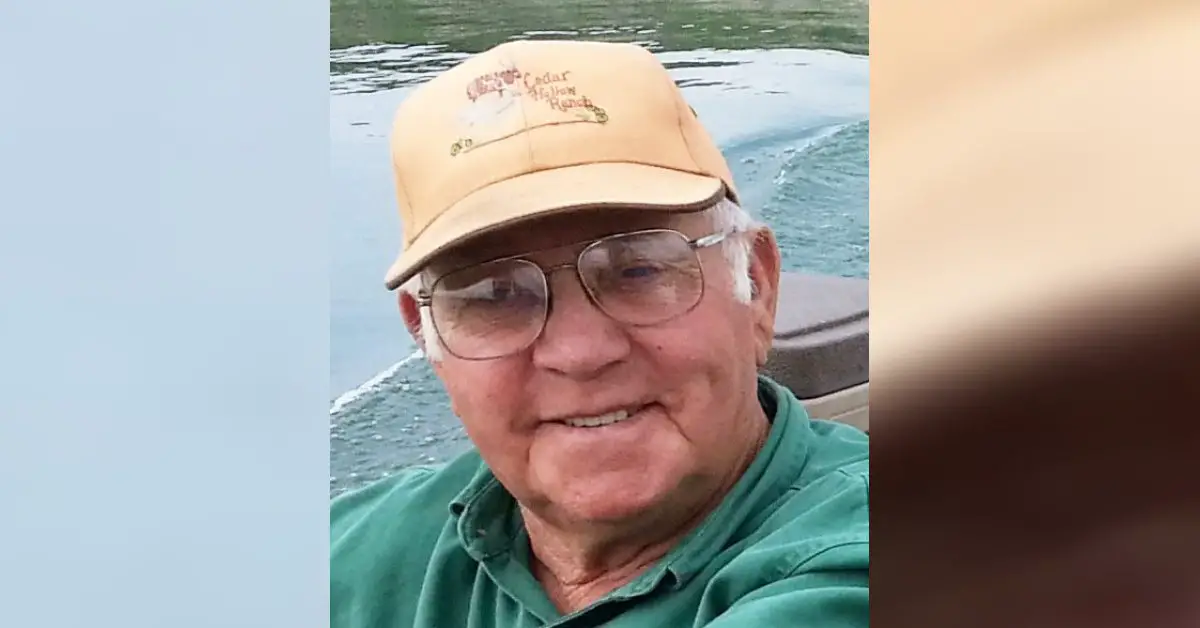 Robert B. Shandley - Uvalde Leader News