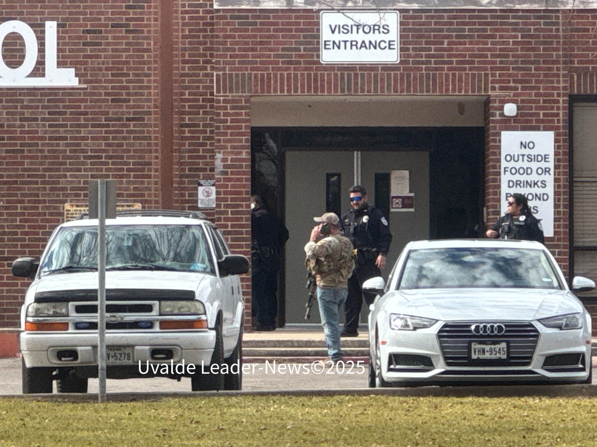 Officials give all-clear for Uvalde High School, other campuses ...
