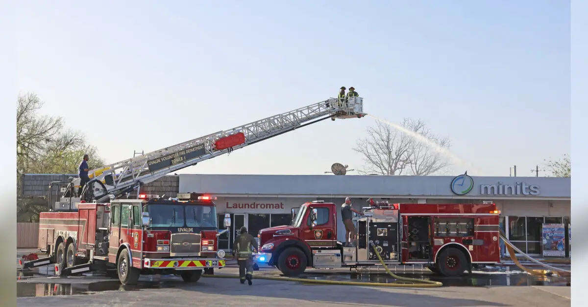UVFD fights convenience store fire on South Getty Street - Uvalde ...