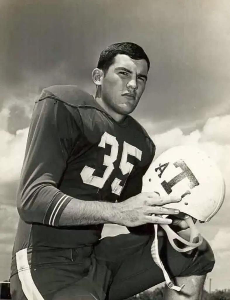 Former Coyote coach Williamson loses cancer battle - Uvalde Leader News