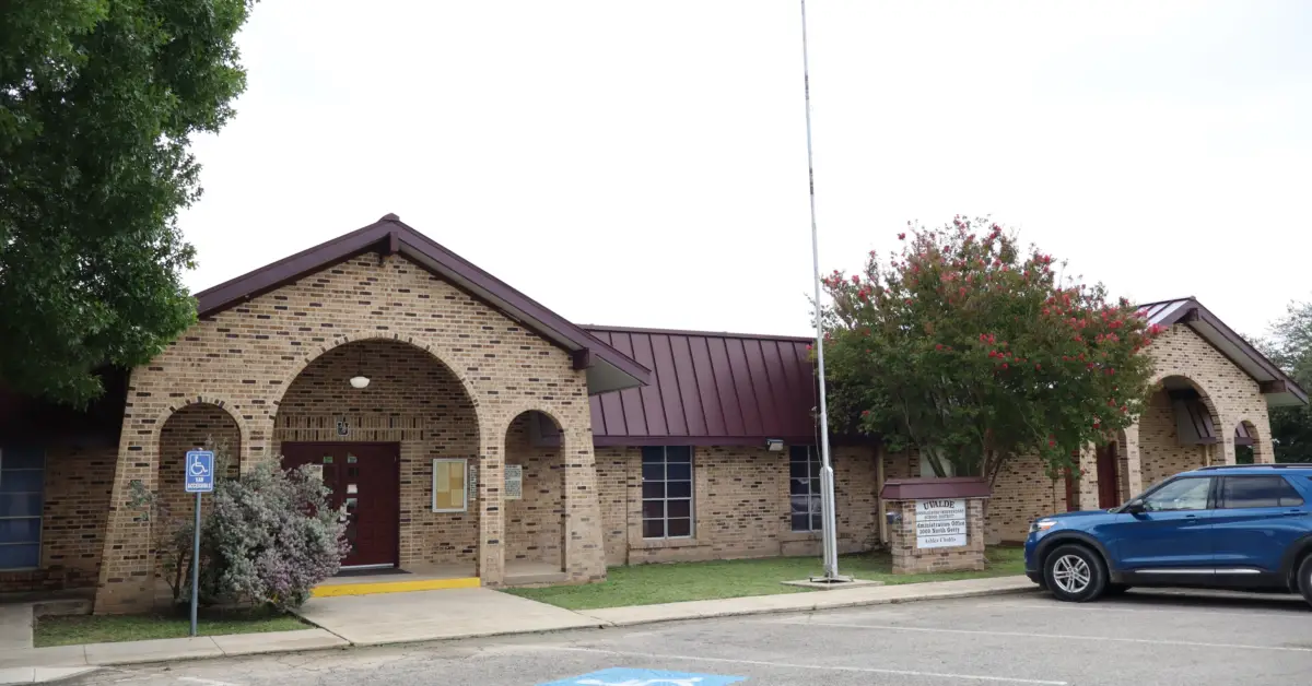 Law firm demands missing Robb records from UCISD - Uvalde Leader News