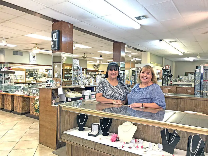 Downtown landscape changing - Uvalde Leader News
