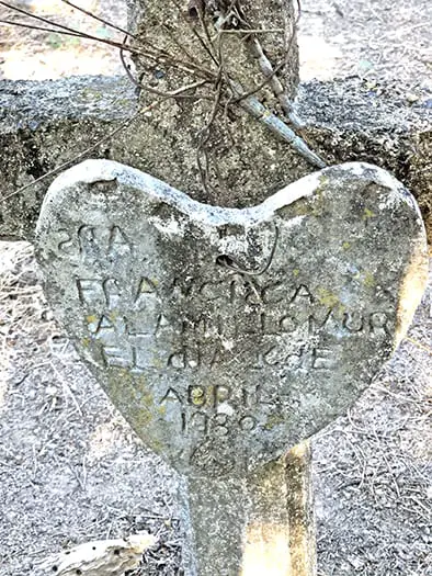 Knippa cemetery cleanup reveals forgotten graves - Uvalde Leader News